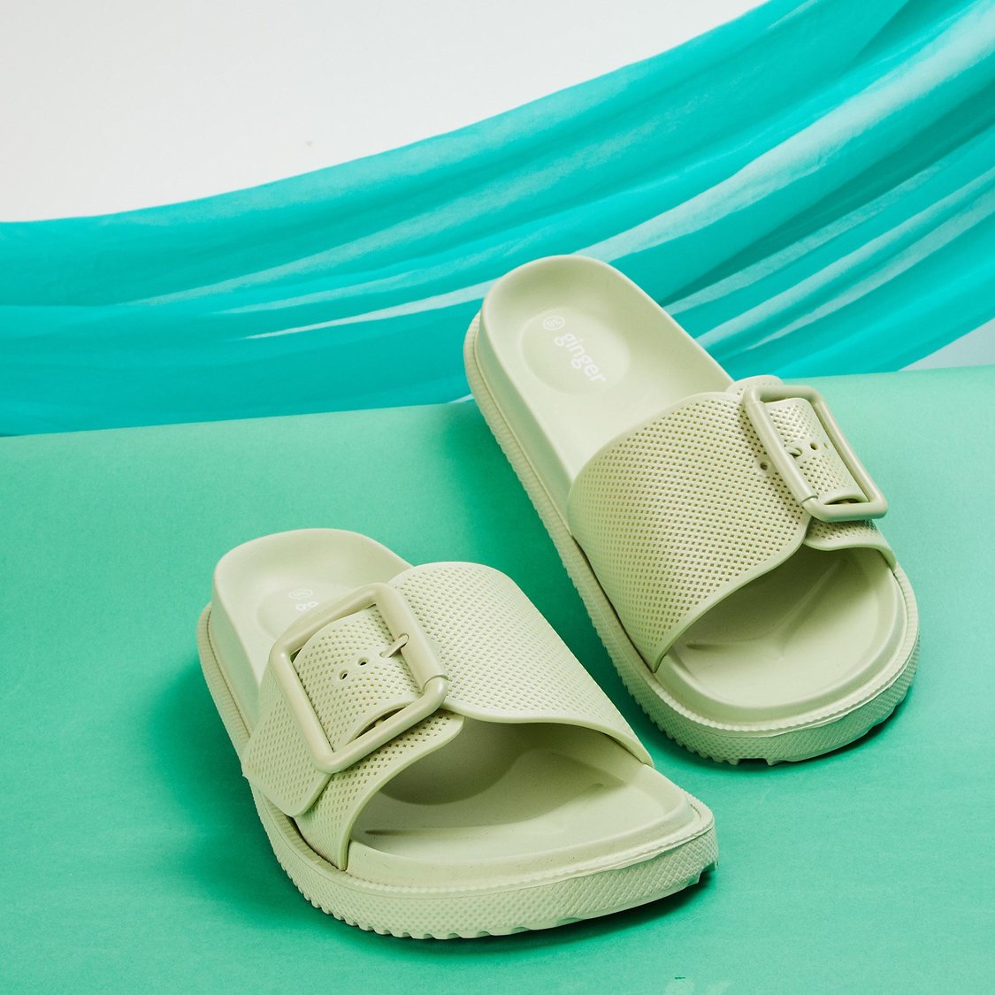 Buy GINGER Women Solid Adjustable Sliders from Ginger at just INR 899.0