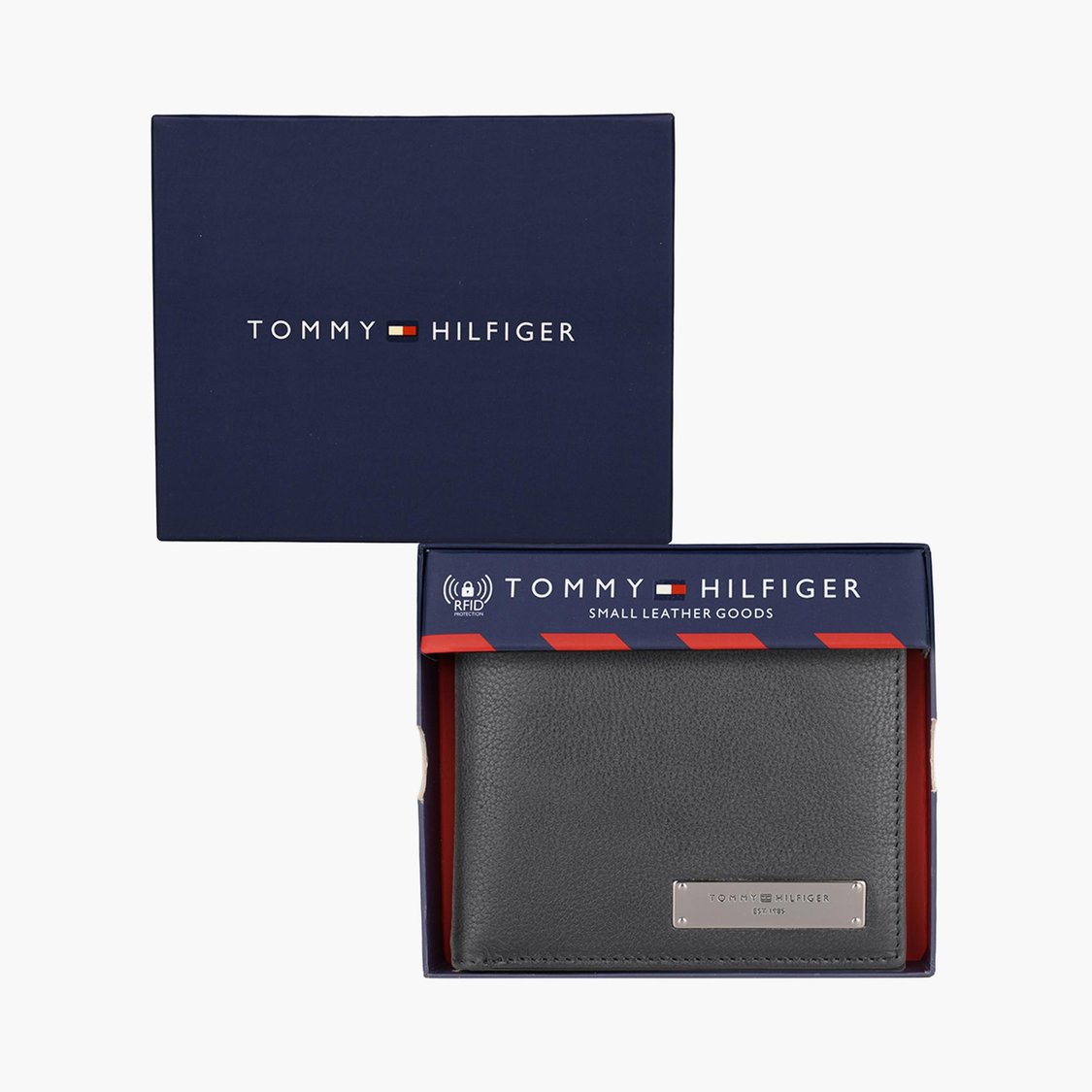 Buy TOMMY HILFIGER Men Solid Leather Single Fold Wallet from Tommy ...