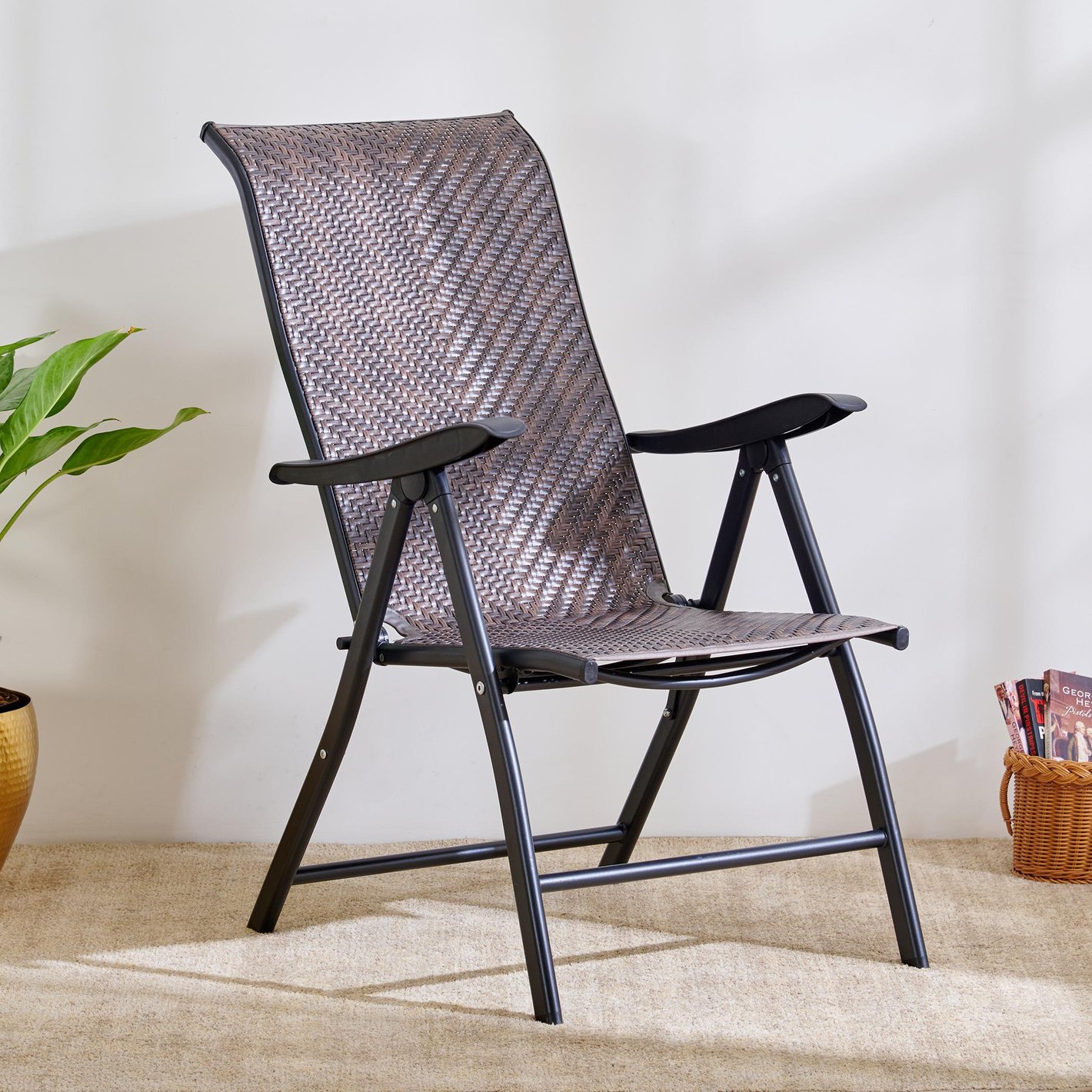Folding chairs for home store