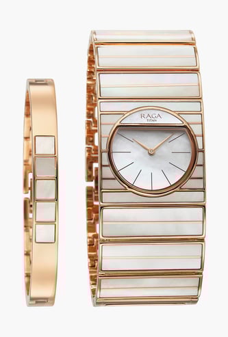 Buy Women Analog Watches Online in India | Lifestyle Stores