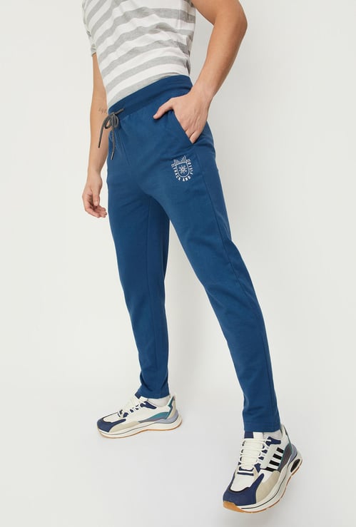 Buy Track Pants for Men Online Starting at ₹599 | Max Fashion