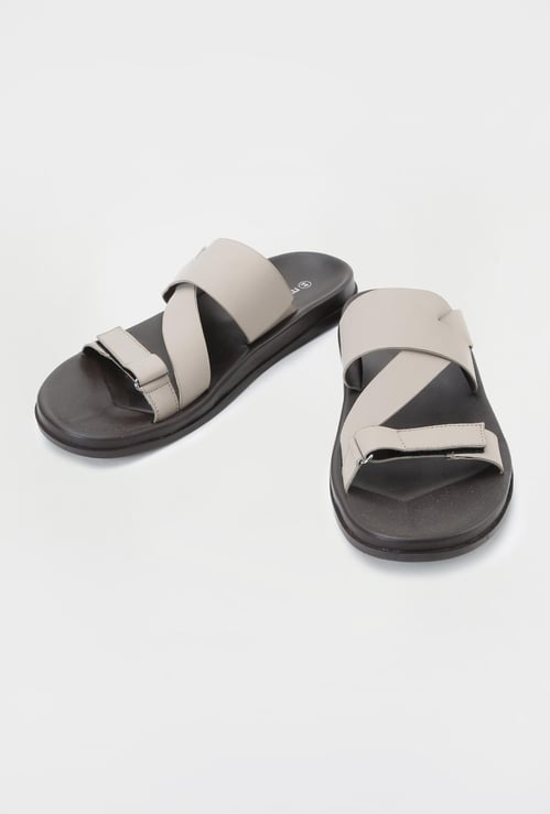 Buy Sandals for Men Online at Best Price in India | Max Fashion