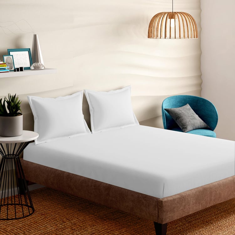 Buy PORTICO Supercale White Solid Cotton Super King Bedsheet Set ...
