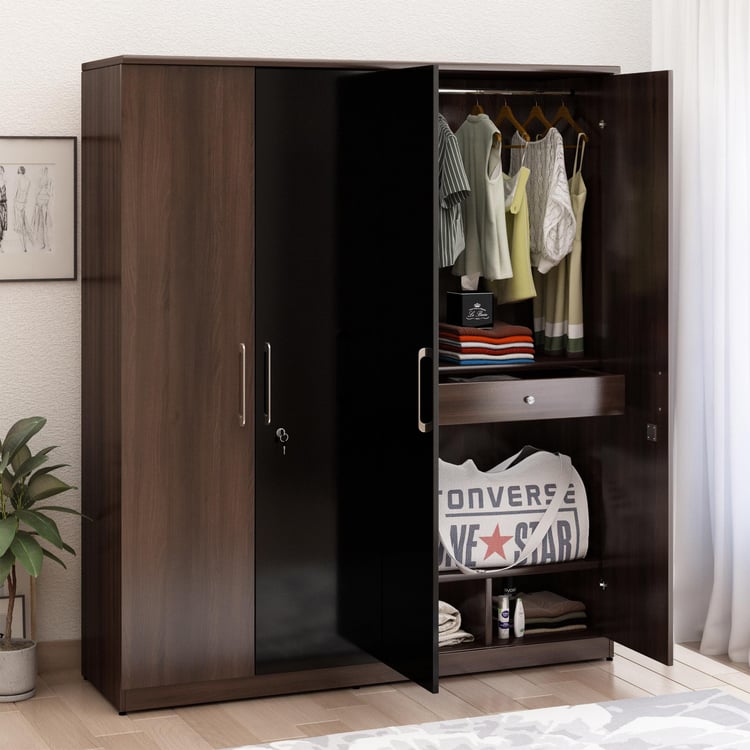 Particle wood wardrobe store