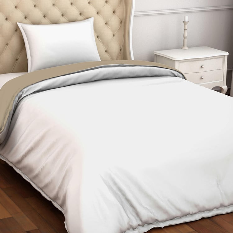 Buy SPACES Hygro Cotton Single Quilt from Spaces at just INR 5999.0