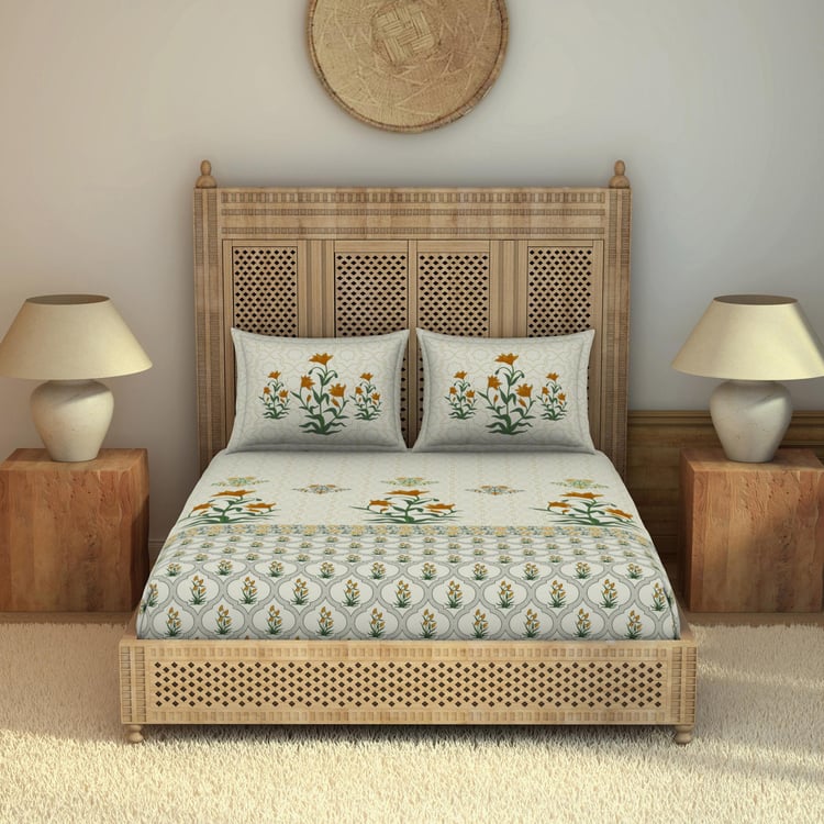 Buy SPACES Rangana Rotary 210TC Floral Print 3Pcs Super King Bedsheet ...