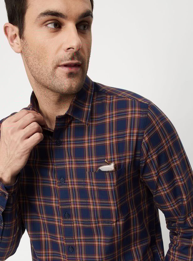 Buy Men Checked Slim Fit Shirt Online at just Rs. 1049.0 ...