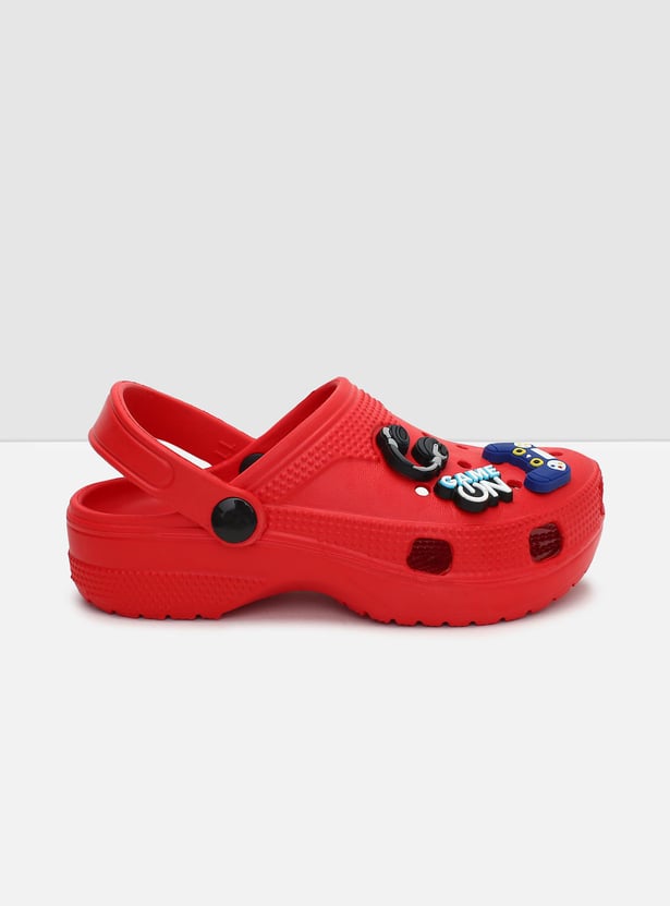 Buy Boys Textured Clogs with Jibbits Online at just Rs. 499.0 ...