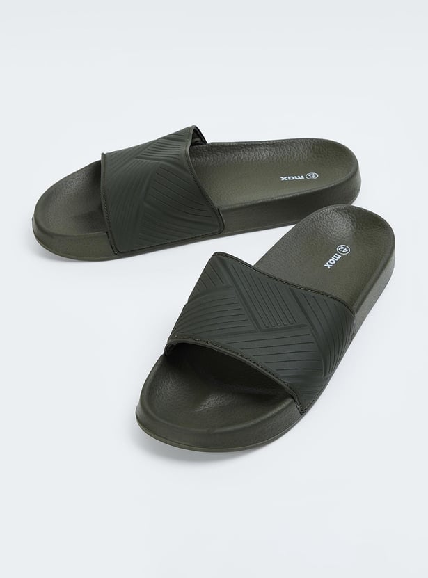 Buy Men Textured Slide Sandals Online at just Rs. 599.0 - 1000012421042 ...