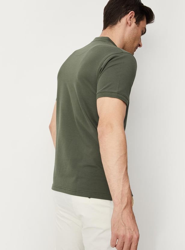 Buy Men Textured Knit Slim Fit Band Collar T-shirt Online at just Rs ...