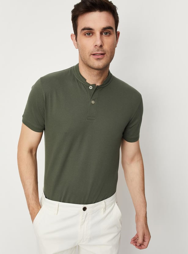 Buy Men Textured Knit Slim Fit Band Collar T-shirt Online at just Rs ...