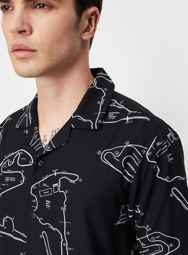 Buy Men Boxy Fit Resort Collar Shirt Online at just Rs. 899.0 ...