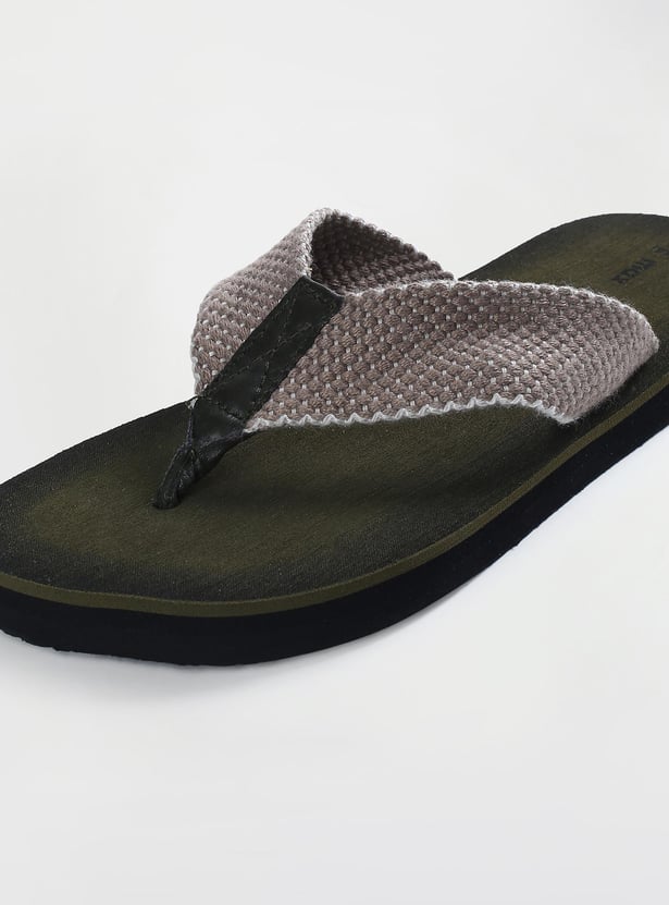 Buy Men Knit V-strap Flip Flops Online at just Rs. 399.0 ...