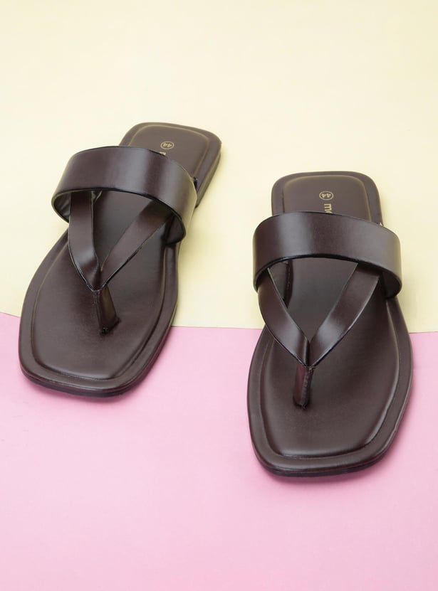 Buy Men Solid V-Strap Slippers Online at just Rs. 799.0 - 1000012978405 ...