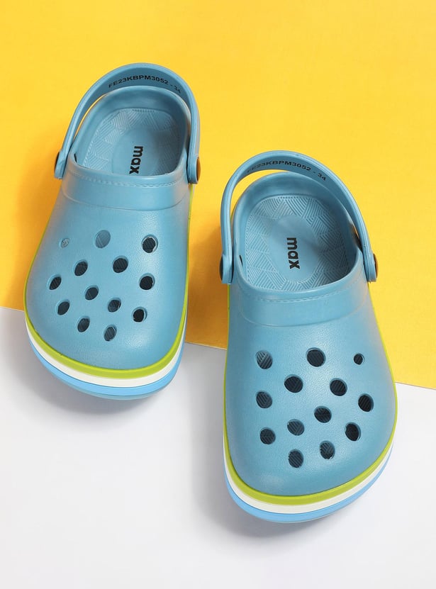 Buy Boys Clogs with Striped Foxing Online at just Rs. 499.0 ...