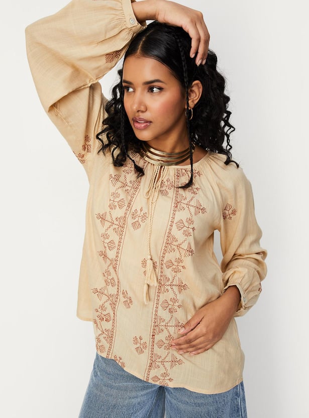 Buy Women Embroidered Tie Up Neck Tunic Online At Just Rs 8990 1000013181837 Max Fashion